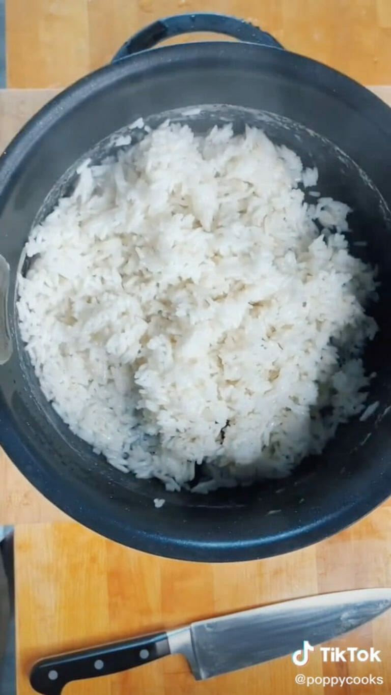 Kokkens avsløring: Du har kokt ris på helt feil måte – så enkelt får du ...